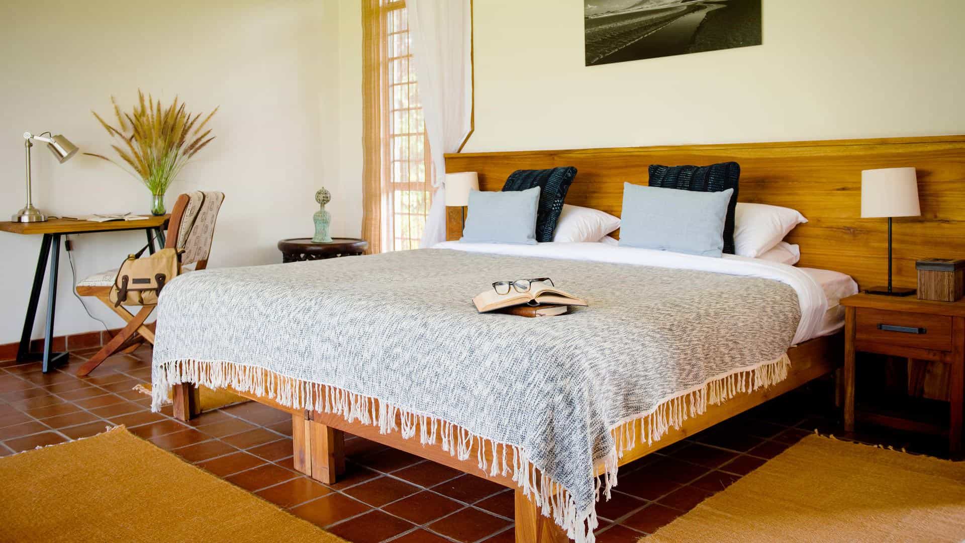 Katambuga House - Bookings and trips by Safaris and Expeditions